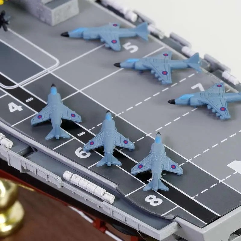 HMS Invincible R05 Falklands War 1982 - Scale:1/700 – Navy Wings Flight ...